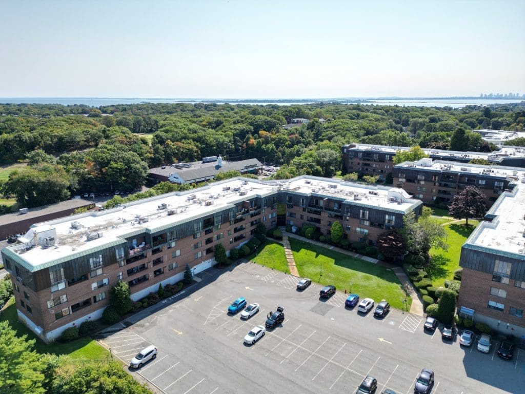 Crown Pointe Condos In Swampscott | 406 Paradise Rd
